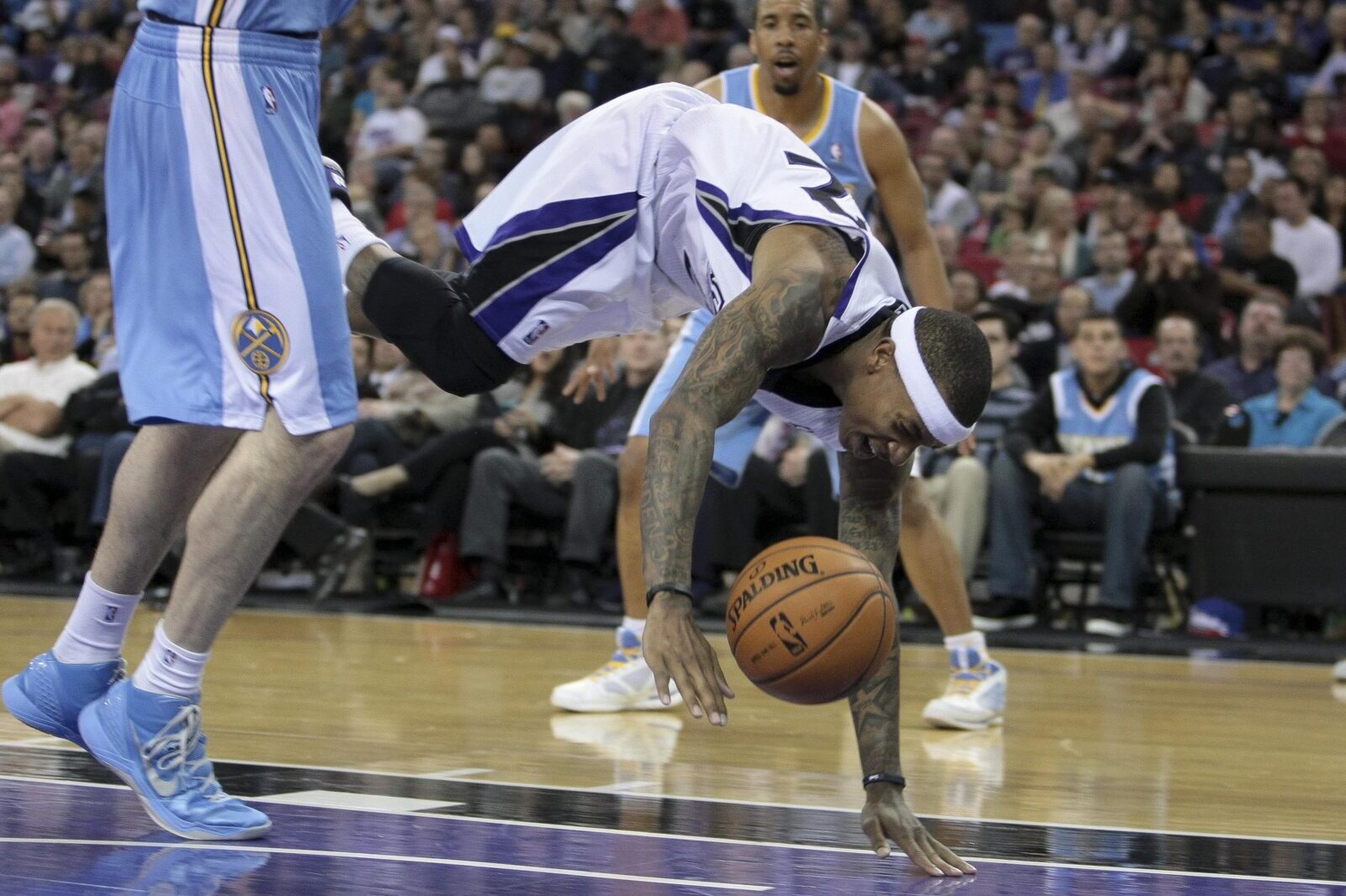 Preview: Denver Nuggets play late night game against Sacramento Kings ...